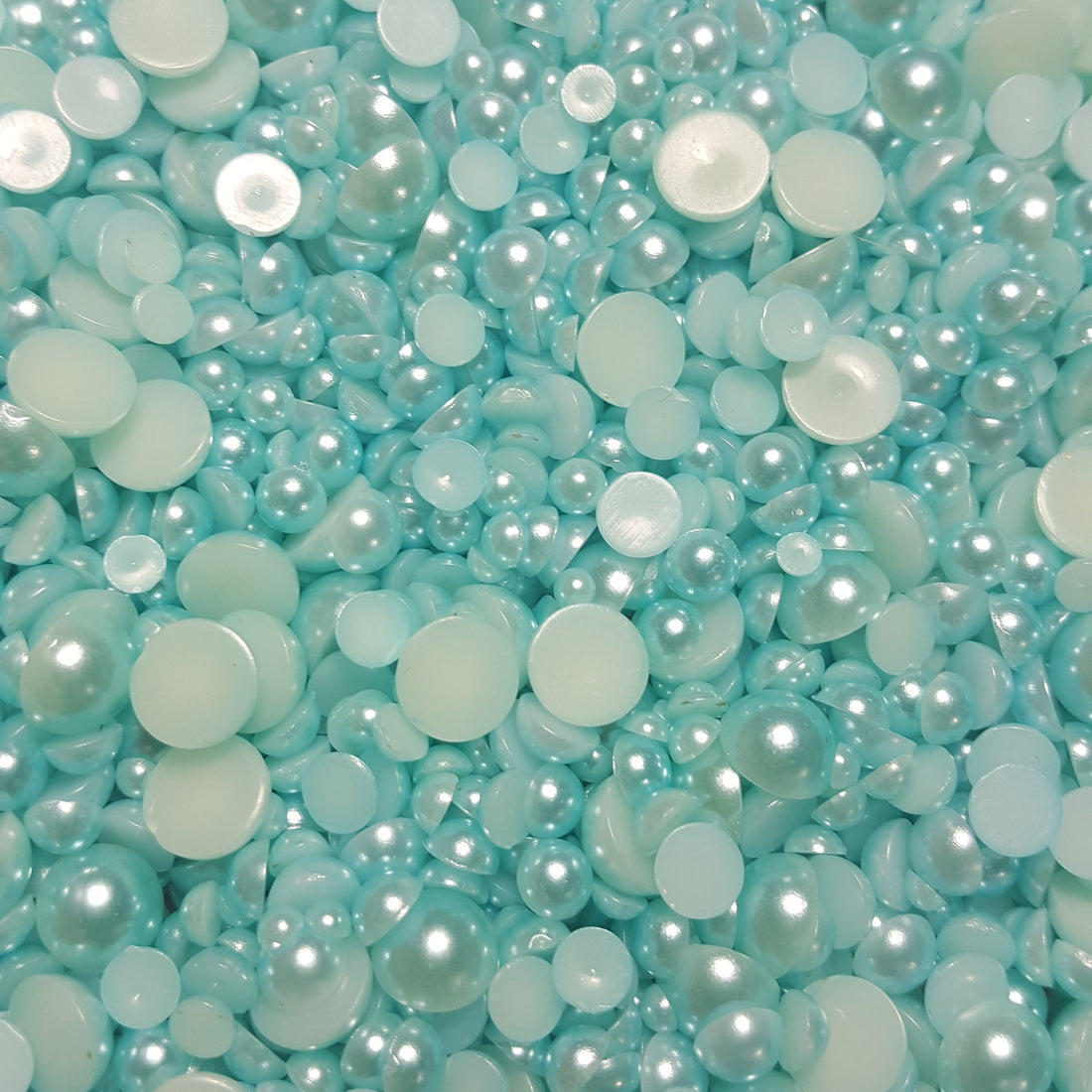 Light Blue Pearls – Fabcabcases